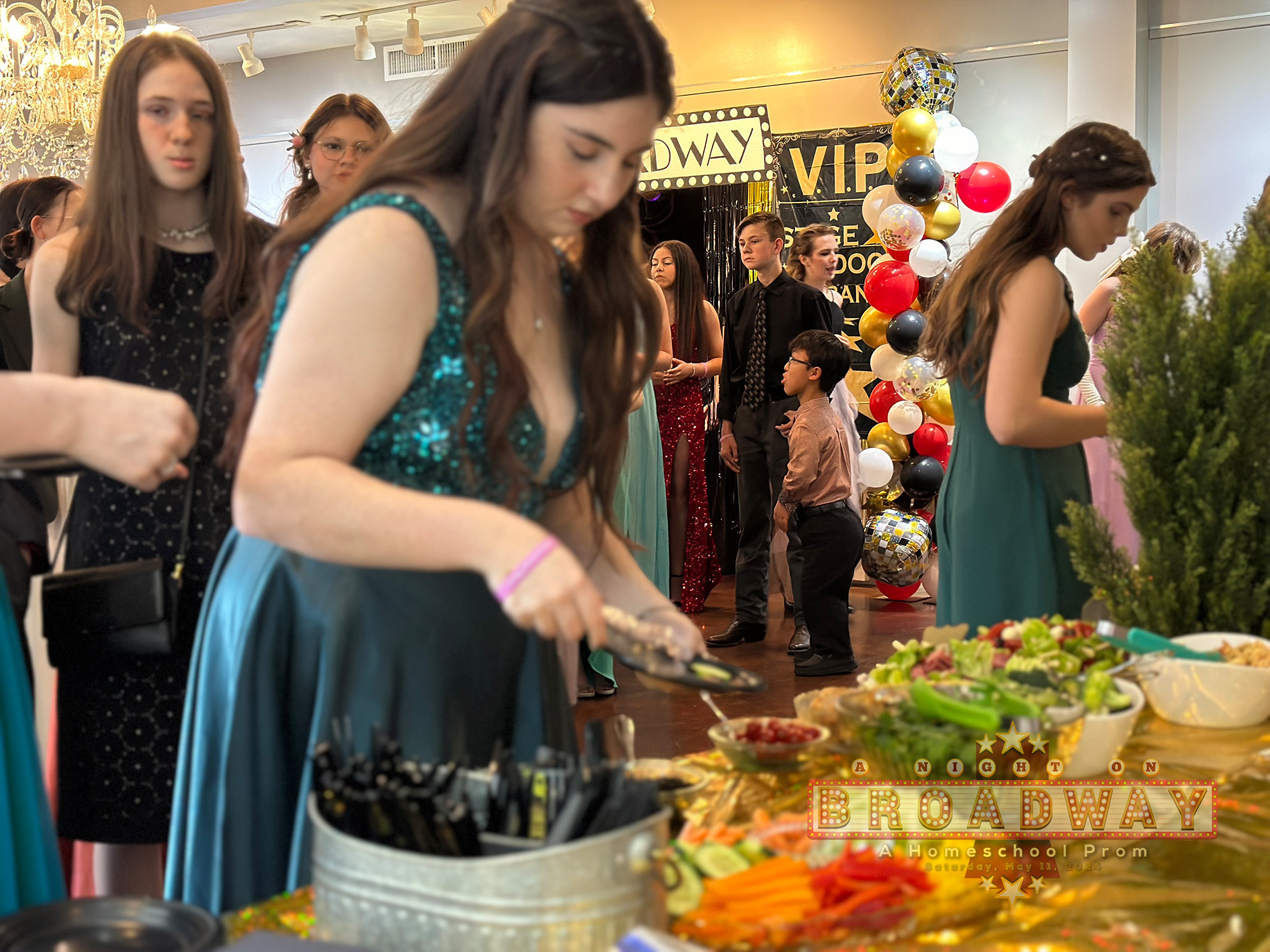Broadway Themed Prom Takes Center Stage - Homeschool Roster