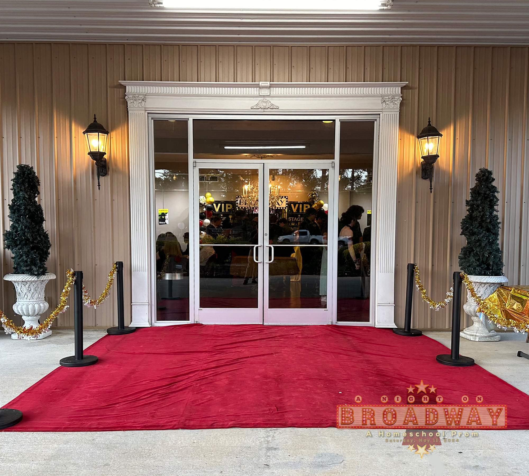 Broadway Themed Prom Takes Center Stage - Homeschool Roster