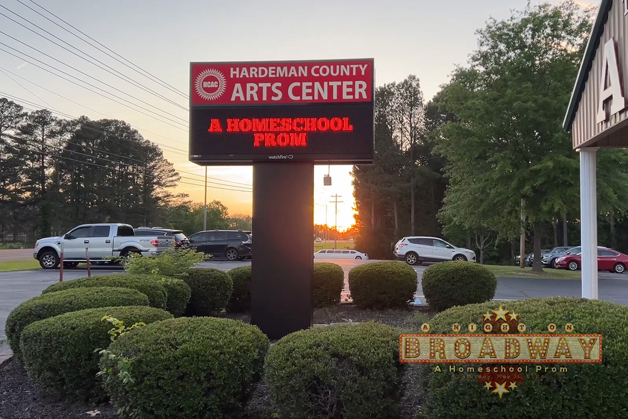 Broadway Themed Prom Takes Center Stage - Homeschool Roster